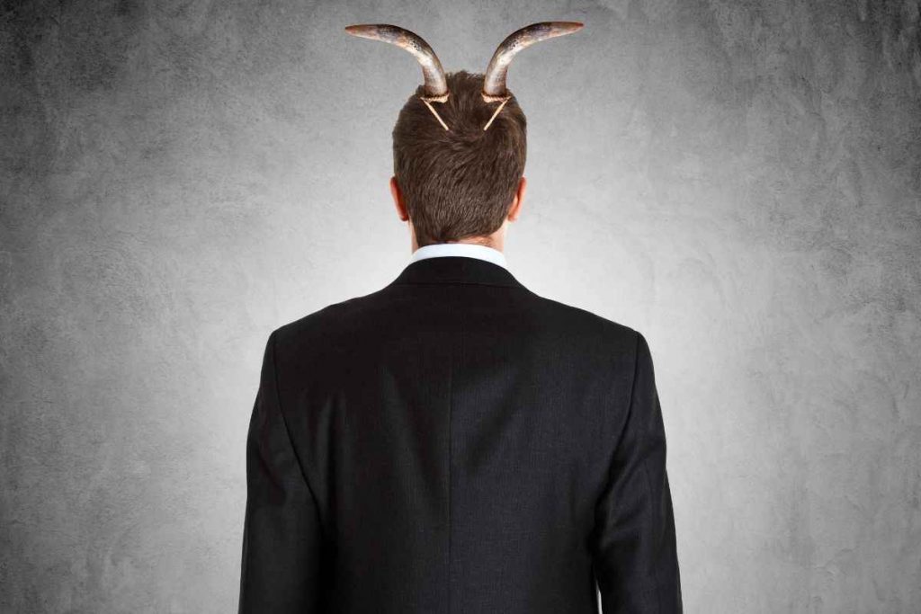 Perché un uomo tradito è chiamato cornuto? Ecco le ipotesi più curiose ...