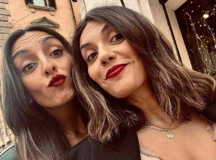Serena Rossi, lo scatto con la bellissima sorella Ilaria è boom di like ...